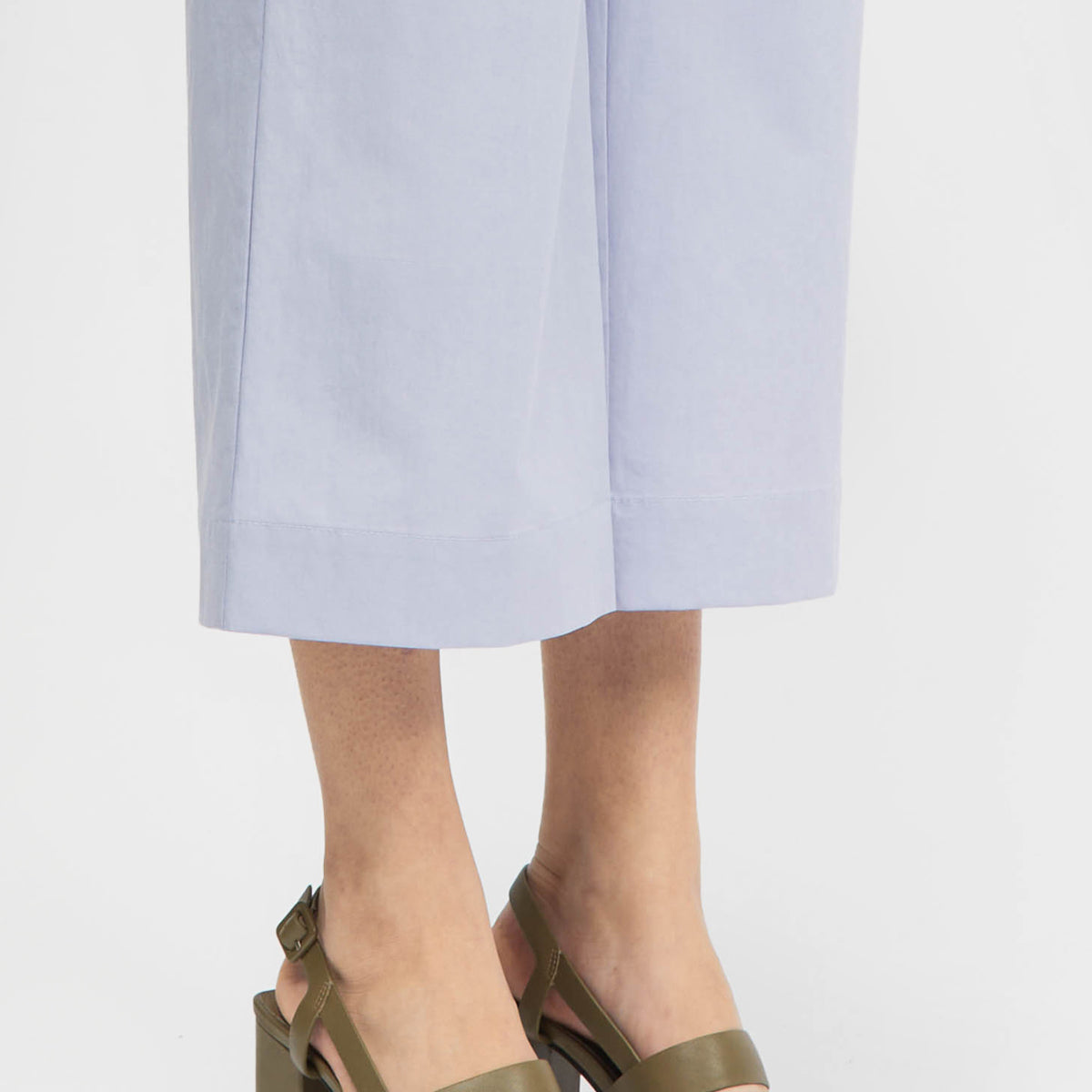 Bitna Heel Olive – búl